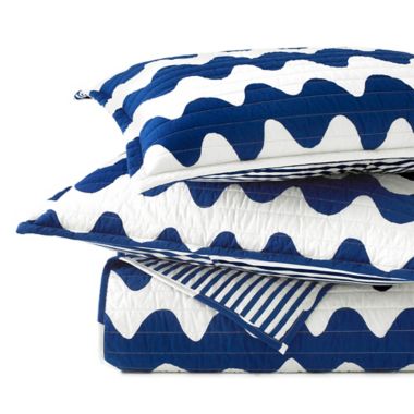 Marimekko® Pikku Lokki Quilt Set in Blue | Bed Bath & Beyond